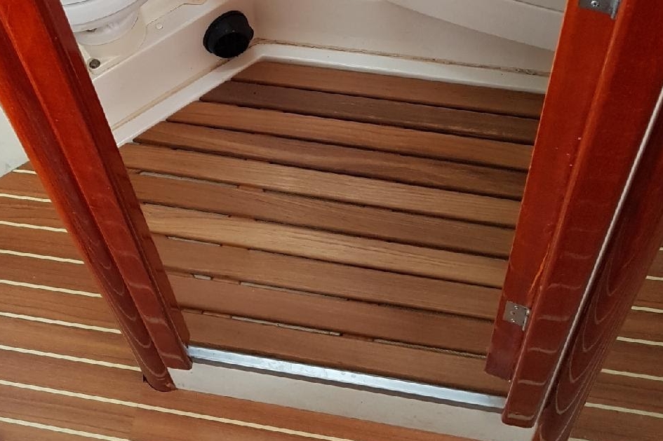 Teak Shower Grating – Boat and Equipment Reviews